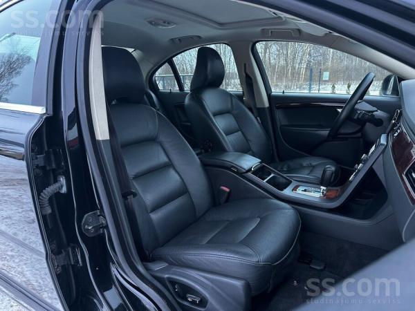 Melns Volvo S80 2007 Jelgava, ar dzinēja tilpumu 2.40 L un nobraukumu 0 tūkst. km par 3990 €, foto 9 vietnē AUTOMOTO.COM.LV
