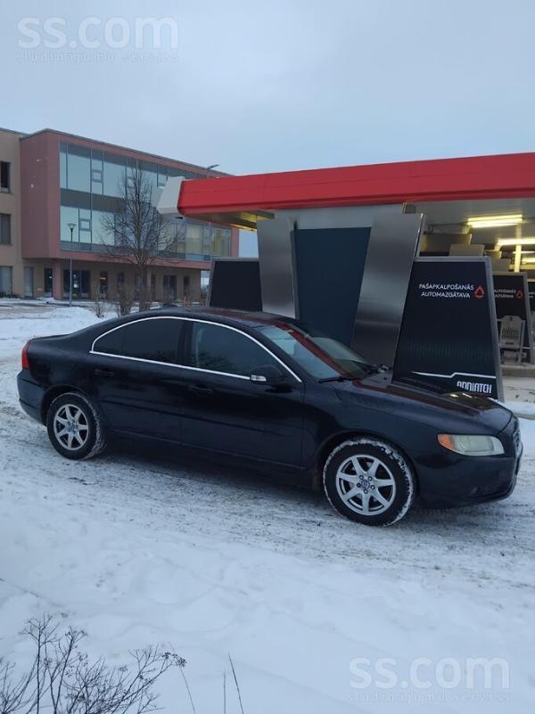 Melns Volvo S80 2007 Jelgava, ar dzinēja tilpumu 2.40 L un nobraukumu 362 tūkst. km par 3450 €, foto 3 vietnē AUTOMOTO.COM.LV