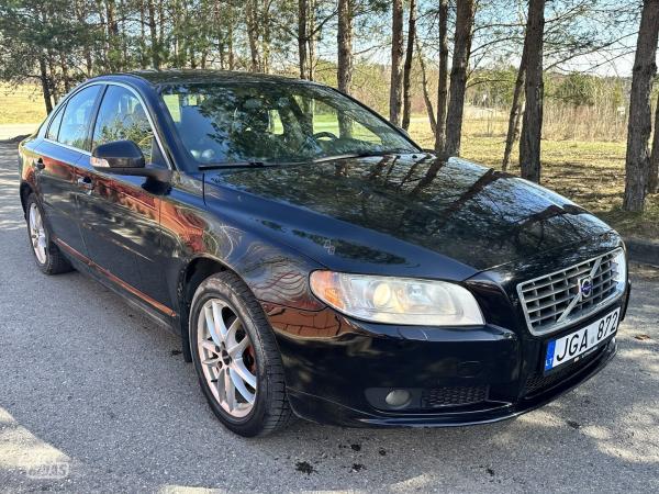 Melns Volvo S80 2007 Viļņa, ar dzinēja tilpumu 2.40 L un nobraukumu 241 tūkst. km par 2499 €, foto 2 vietnē AUTOMOTO.COM.LV