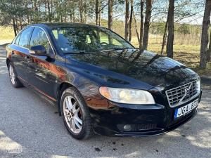 Black Volvo S80 2007 in Vilnius, with an engine capacity of 2.40 L and mileage of 241 thousand km for 2499 €, photo 3 on AUTOMOTO.COM.LV