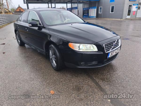Black Volvo S80 2007 in Rakvere, with an engine capacity of 2.50 L and mileage of 345 thousand km for 3500 €, photo 2 on AUTOMOTO.COM.LV