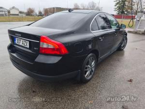 Melns Volvo S80 2007 Rakvere, ar dzinēja tilpumu 2.50 L un nobraukumu 345 tūkst. km par 3500 €, foto 6 vietnē AUTOMOTO.COM.LV
