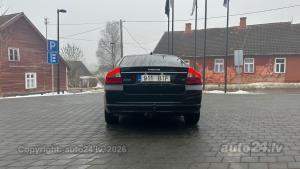 Black Volvo S80 2007 in Paide, with an engine capacity of 2.40 L and mileage of 380 thousand km for 4499 €, photo 6 on AUTOMOTO.COM.LV