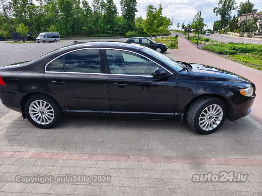 Melns Volvo S80 2007 Tallina, ar dzinēja tilpumu 2.50 L un nobraukumu 316 tūkst. km par 4000 €, foto 4 vietnē AUTOMOTO.COM.LV