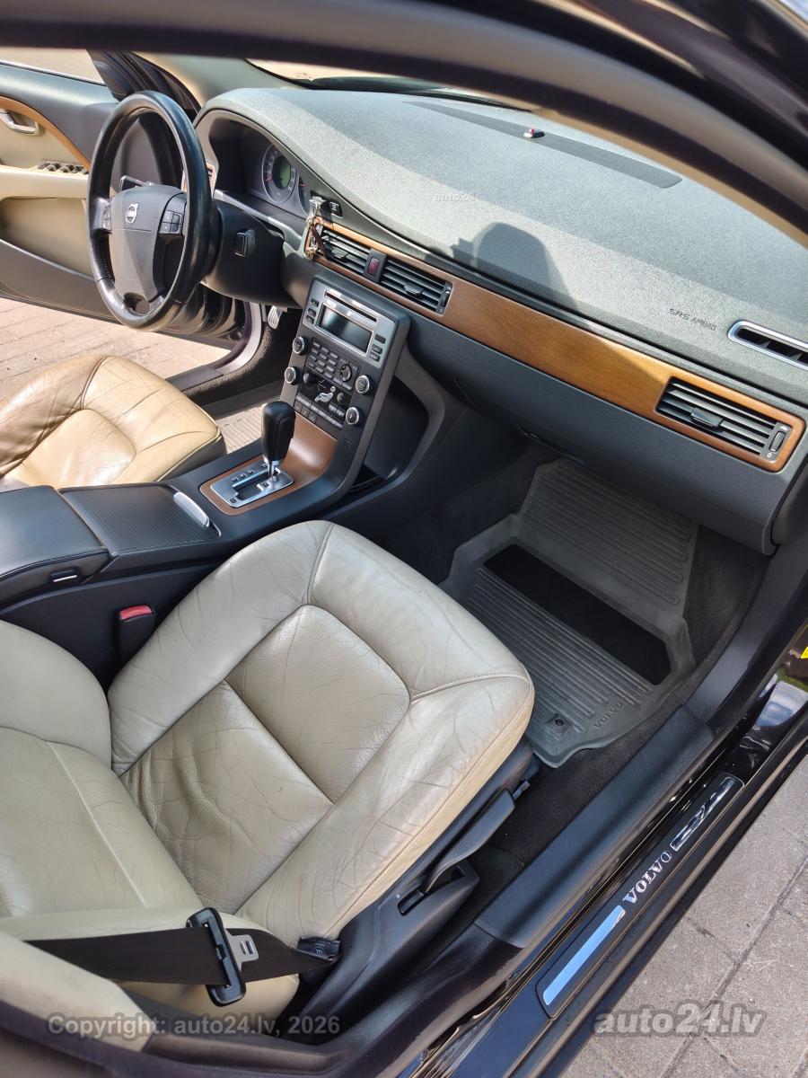 Melns Volvo S80 2007 Tallina, ar dzinēja tilpumu 2.50 L un nobraukumu 316 tūkst. km par 4000 €, foto 12 vietnē AUTOMOTO.COM.LV