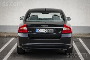 Black Volvo S80 2007 in Riga, with an engine capacity of 3.20 L and mileage of 0 thousand km for 4990 €, photo 6 on AUTOMOTO.COM.LV