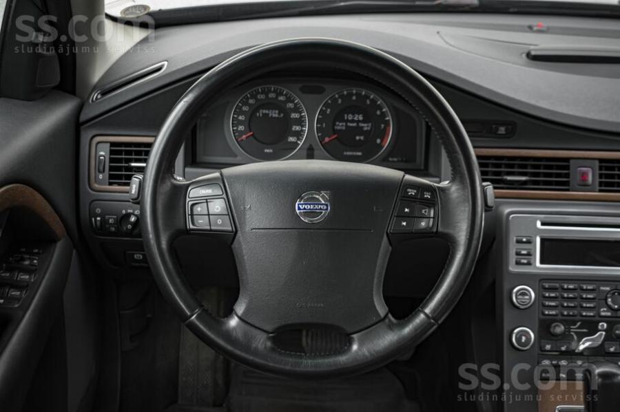 Black Volvo S80 2007 in Riga, with an engine capacity of 3.20 L and mileage of 0 thousand km for 4990 €, photo 23 on AUTOMOTO.COM.LV