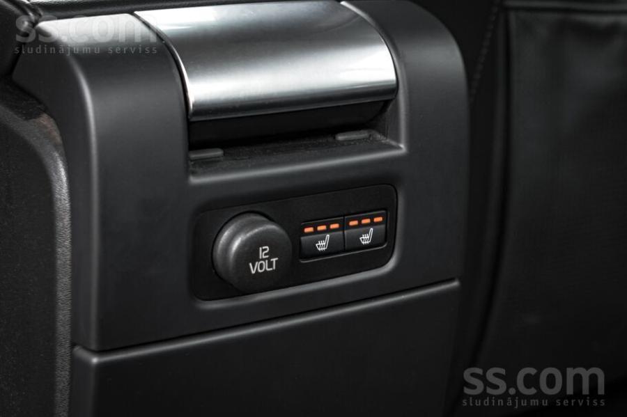 Black Volvo S80 2007 in Riga, with an engine capacity of 3.20 L and mileage of 0 thousand km for 4990 €, photo 14 on AUTOMOTO.COM.LV