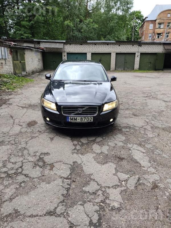 Melns Volvo S80 2007 Rīga, ar dzinēja tilpumu 2.40 L un nobraukumu 264 tūkst. km par 3500 €, foto 1 vietnē AUTOMOTO.COM.LV