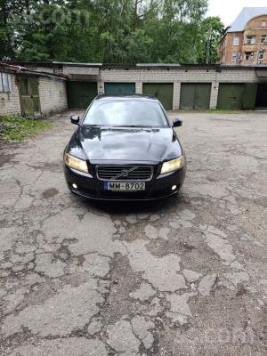 Melns Volvo S80 2007 Rīga, ar dzinēja tilpumu 2.40 L un nobraukumu 264 tūkst. km par 3500 €, foto  vietnē AUTOMOTO.COM.LV