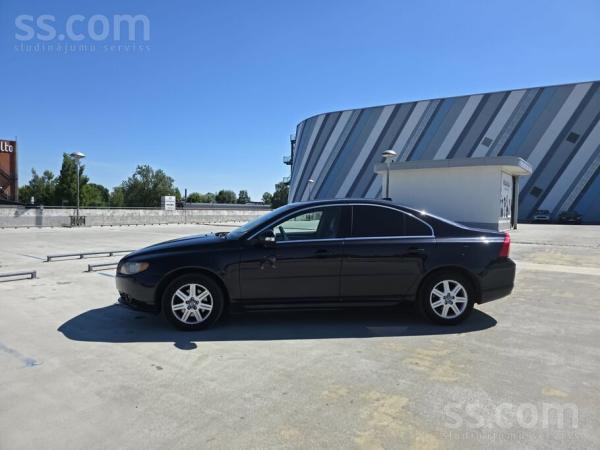 Melns Volvo S80 2007 Rīga, ar dzinēja tilpumu 2.40 L un nobraukumu 264 tūkst. km par 3200 €, foto 4 vietnē AUTOMOTO.COM.LV