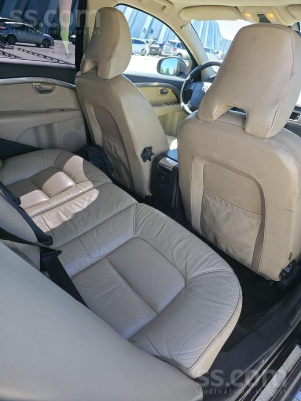 Melns Volvo S80 2007 Rīga, ar dzinēja tilpumu 2.40 L un nobraukumu 264 tūkst. km par 3200 €, foto 10 vietnē AUTOMOTO.COM.LV