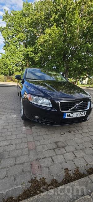 Melns Volvo S80 2007 Bauska, ar dzinēja tilpumu 2.40 L un nobraukumu 289 tūkst. km par 3500 €, foto  vietnē AUTOMOTO.COM.LV