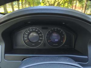 Black Volvo S80 2007 in Sakiai, with an engine capacity of 2.40 L and mileage of 265 thousand km for 3400 €, photo 13 on AUTOMOTO.COM.LV