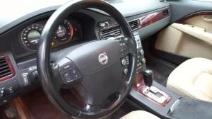 Black Volvo S80 2007 in Riga, with an engine capacity of 2.40 L and mileage of 270 thousand km for 4990 €, photo 11 on AUTOMOTO.COM.LV