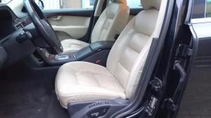 Black Volvo S80 2007 in Riga, with an engine capacity of 2.40 L and mileage of 270 thousand km for 4990 €, photo 12 on AUTOMOTO.COM.LV