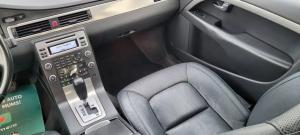 Black Volvo S80 2007 in Riga, with an engine capacity of 2.40 L and mileage of 249 thousand km for 6500 €, photo 14 on AUTOMOTO.COM.LV