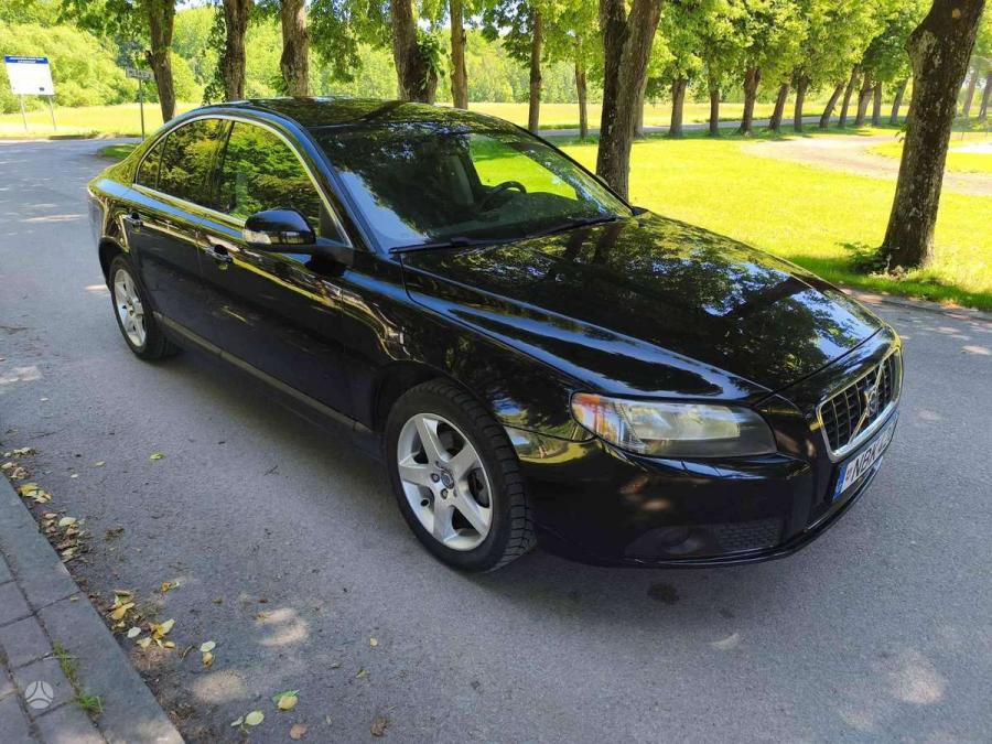 Melns Volvo S80 2007 Šakiai, ar dzinēja tilpumu 2.40 L un nobraukumu 262 tūkst. km par 3200 €, foto 3 vietnē AUTOMOTO.COM.LV