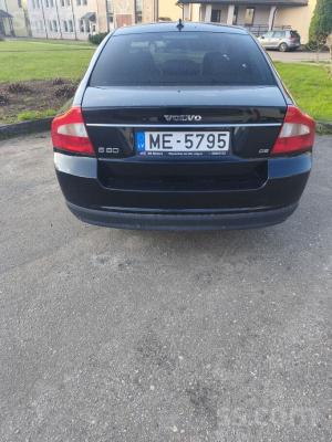 Melns Volvo S80 2007 Madona, ar dzinēja tilpumu 2.40 L un nobraukumu 353 tūkst. km par 2150 €, foto 4 vietnē AUTOMOTO.COM.LV