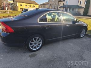 Melns Volvo S80 2007 Madona, ar dzinēja tilpumu 2.40 L un nobraukumu 353 tūkst. km par 2150 €, foto 10 vietnē AUTOMOTO.COM.LV