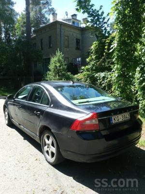 Black Volvo S80 2007 in Riga, with an engine capacity of 3.20 L and mileage of 400 thousand km for 1050 €, photo 4 on AUTOMOTO.COM.LV