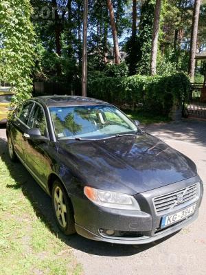 Black Volvo S80 2007 in Riga, with an engine capacity of 3.20 L and mileage of 400 thousand km for 1050 €, photo 6 on AUTOMOTO.COM.LV