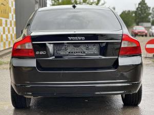 Melns Volvo S80 2007 Šauļi, ar dzinēja tilpumu 2.40 L un nobraukumu 317 tūkst. km par 4250 €, foto 11 vietnē AUTOMOTO.COM.LV