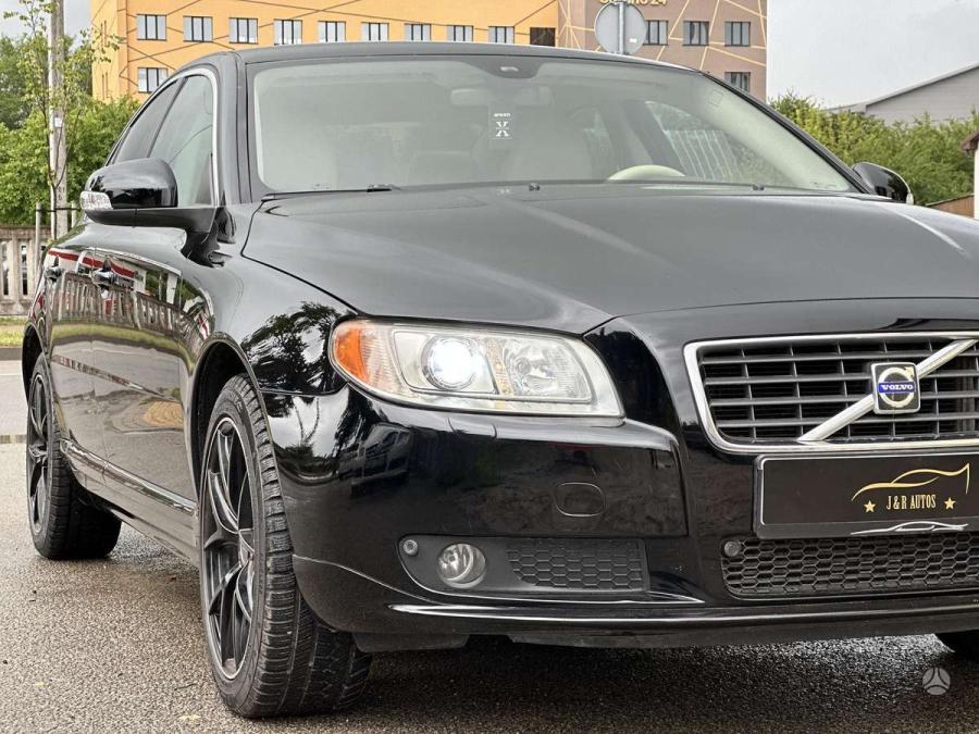 Melns Volvo S80 2007 Šauļi, ar dzinēja tilpumu 2.40 L un nobraukumu 317 tūkst. km par 4250 €, foto 14 vietnē AUTOMOTO.COM.LV