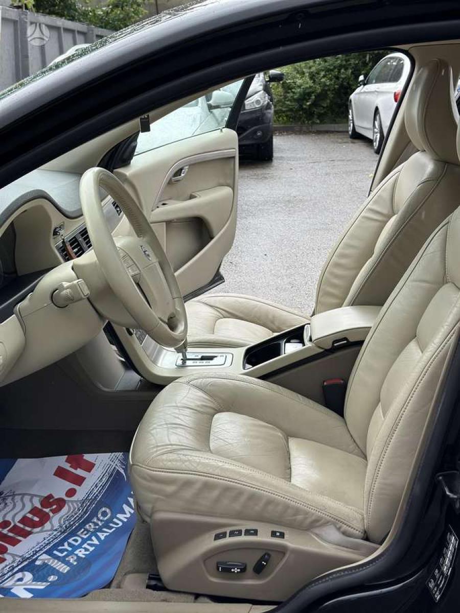 Melns Volvo S80 2007 Šauļi, ar dzinēja tilpumu 2.40 L un nobraukumu 317 tūkst. km par 4250 €, foto 19 vietnē AUTOMOTO.COM.LV