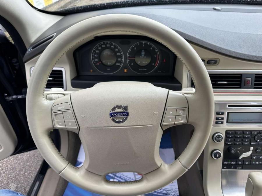 Melns Volvo S80 2007 Šauļi, ar dzinēja tilpumu 2.40 L un nobraukumu 317 tūkst. km par 4250 €, foto 22 vietnē AUTOMOTO.COM.LV