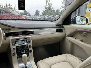 Melns Volvo S80 2007 Šauļi, ar dzinēja tilpumu 2.40 L un nobraukumu 317 tūkst. km par 4250 €, foto 25 vietnē AUTOMOTO.COM.LV