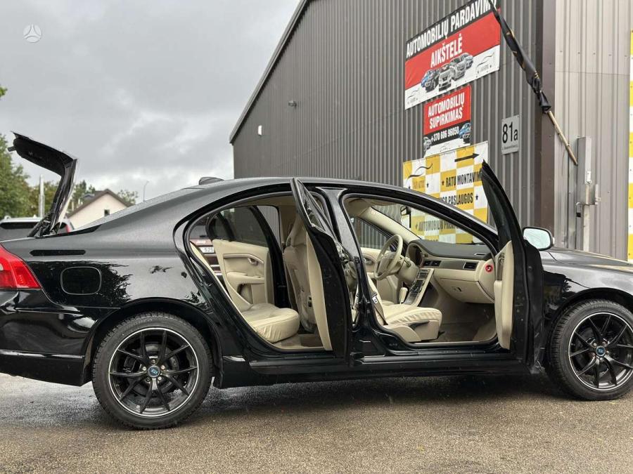 Melns Volvo S80 2007 Šauļi, ar dzinēja tilpumu 2.40 L un nobraukumu 317 tūkst. km par 4250 €, foto 26 vietnē AUTOMOTO.COM.LV