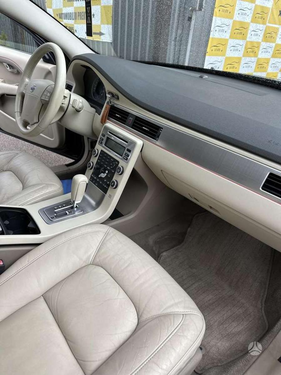 Melns Volvo S80 2007 Šauļi, ar dzinēja tilpumu 2.40 L un nobraukumu 317 tūkst. km par 4250 €, foto 29 vietnē AUTOMOTO.COM.LV