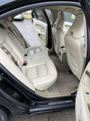 Melns Volvo S80 2007 Šauļi, ar dzinēja tilpumu 2.40 L un nobraukumu 317 tūkst. km par 4250 €, foto 30 vietnē AUTOMOTO.COM.LV