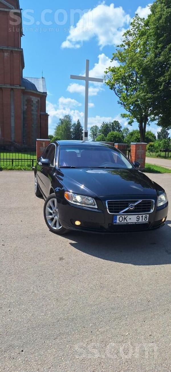 Melns Volvo S80 2007 Rēzekne, ar dzinēja tilpumu 2.40 L un nobraukumu 275 tūkst. km par 4799 €, foto 5 vietnē AUTOMOTO.COM.LV