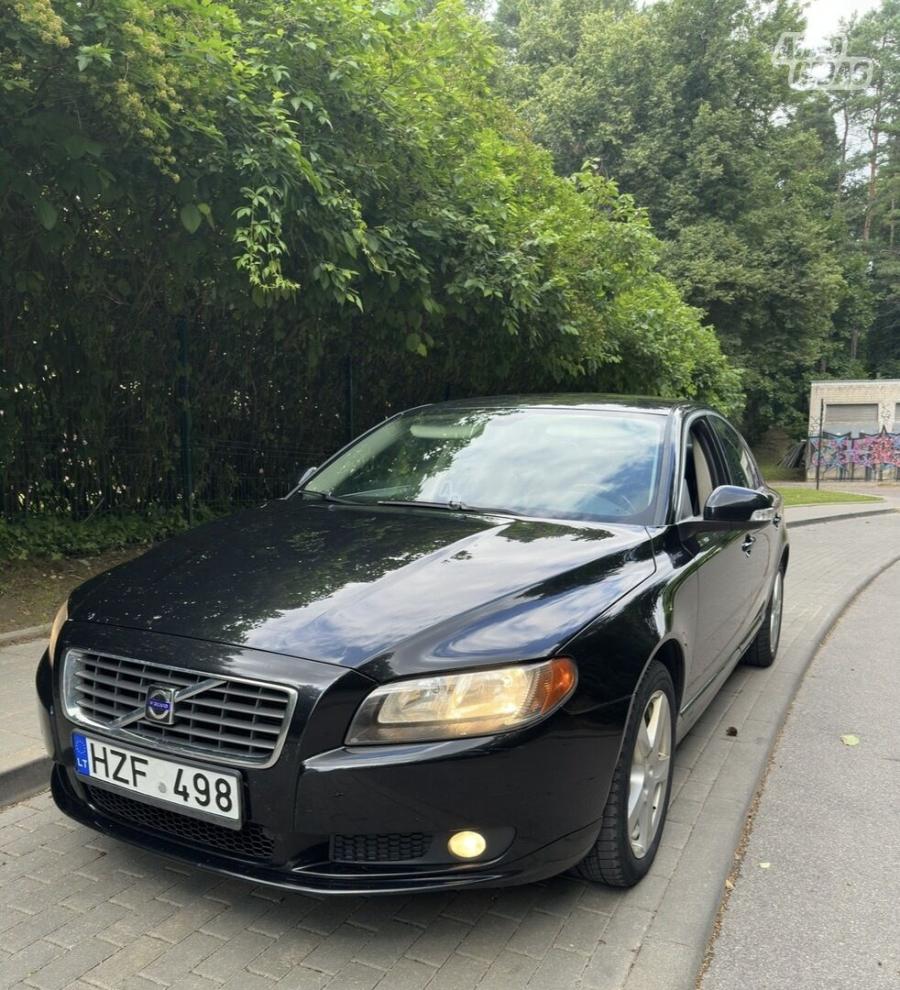 Black Volvo S80 2007 in Vilnius, with an engine capacity of 2.40 L and mileage of 410 thousand km for 2400 €, photo 1 on AUTOMOTO.COM.LV