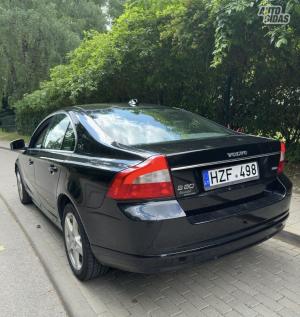 Black Volvo S80 2007 in Vilnius, with an engine capacity of 2.40 L and mileage of 410 thousand km for 2400 €, photo 5 on AUTOMOTO.COM.LV