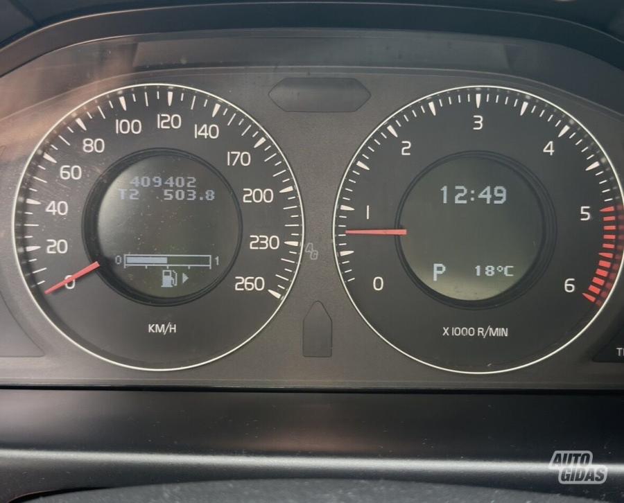 Black Volvo S80 2007 in Vilnius, with an engine capacity of 2.40 L and mileage of 410 thousand km for 2400 €, photo 14 on AUTOMOTO.COM.LV