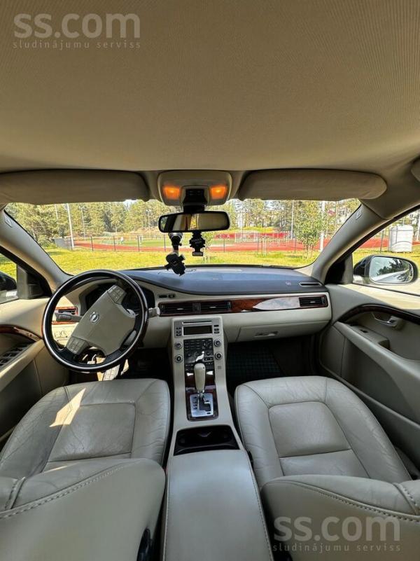 Melns Volvo S80 2007 Rīga, ar dzinēja tilpumu 2.40 L un nobraukumu 259 tūkst. km par 3350 €, foto 5 vietnē AUTOMOTO.COM.LV