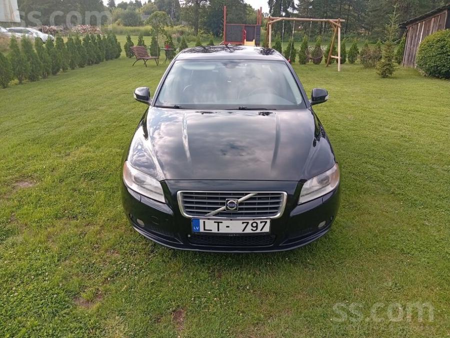 Black Volvo S80 2007 in Madona, with an engine capacity of 2.40 L and mileage of 527 thousand km for 2100 €, photo 1 on AUTOMOTO.COM.LV