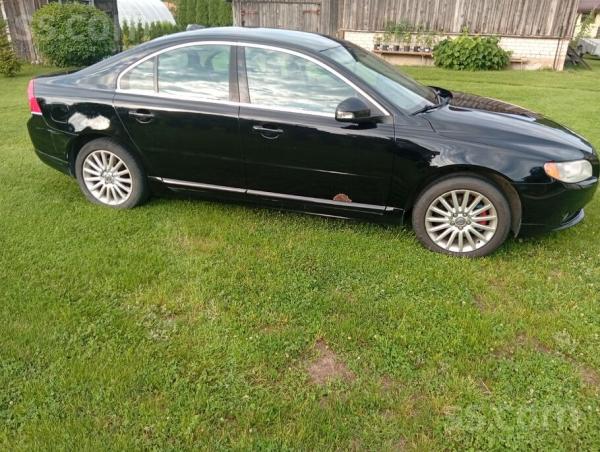 Melns Volvo S80 2007 Madona, ar dzinēja tilpumu 2.40 L un nobraukumu 527 tūkst. km par 2100 €, foto 2 vietnē AUTOMOTO.COM.LV