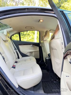 Black Volvo S80 2007 in Tallinn, with an engine capacity of 2.40 L and mileage of 354 thousand km for 4999 €, photo 14 on AUTOMOTO.COM.LV