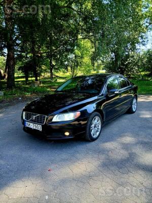 Black Volvo S80 2007 in Riga, with an engine capacity of 2.40 L and mileage of 371 thousand km for 3250 €, photo  on AUTOMOTO.COM.LV