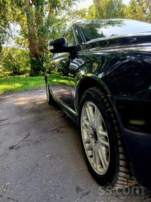 Black Volvo S80 2007 in Riga, with an engine capacity of 2.40 L and mileage of 371 thousand km for 3250 €, photo 8 on AUTOMOTO.COM.LV