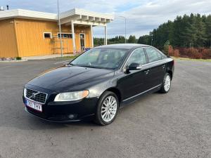 Melns Volvo S80 2007 Narva, ar dzinēja tilpumu 2.40 L un nobraukumu 519 tūkst. km par 2100 €, foto 8 vietnē AUTOMOTO.COM.LV