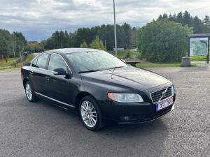 Melns Volvo S80 2007 Narva, ar dzinēja tilpumu 2.40 L un nobraukumu 519 tūkst. km par 2100 €, foto 11 vietnē AUTOMOTO.COM.LV