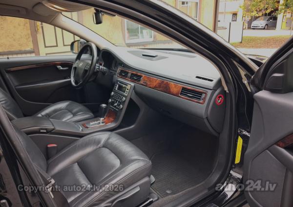 Вольво С80 2007 в Пайде на AUTOMOTO.COM.LV Черный Вольво С80 2007 в Пайде, объемом двигателя 2.40 л и пробегом 312 тыс. км за 5750 €, фото 9 на AUTOMOTO.COM.LV