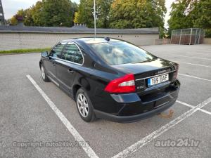 Melns Volvo S80 2007 Tartu, ar dzinēja tilpumu 2.50 L un nobraukumu 362 tūkst. km par 1999 €, foto 7 vietnē AUTOMOTO.COM.LV