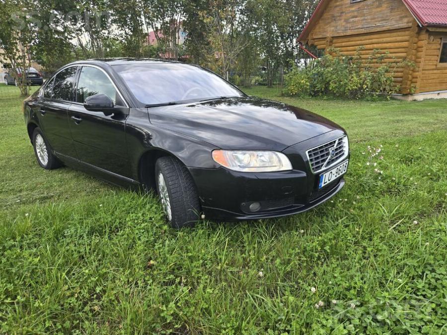 Melns Volvo S80 2007 Rēzekne, ar dzinēja tilpumu 2.40 L un nobraukumu 0 tūkst. km par 3500 €, foto 3 vietnē AUTOMOTO.COM.LV