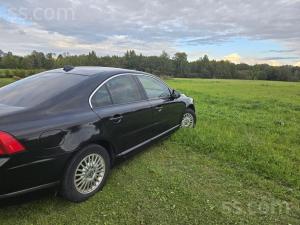 Melns Volvo S80 2007 Rēzekne, ar dzinēja tilpumu 2.40 L un nobraukumu 0 tūkst. km par 3500 €, foto 4 vietnē AUTOMOTO.COM.LV